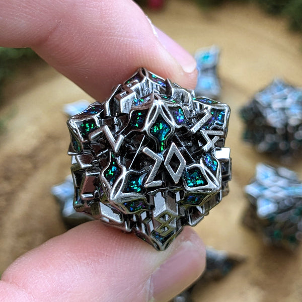 Runic Radiance | Metal Dice - Luffleberry
