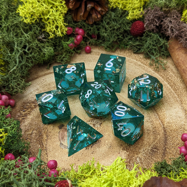 Sunken Treasure | Sharp Edge Liquid Core Dice - Luffleberry